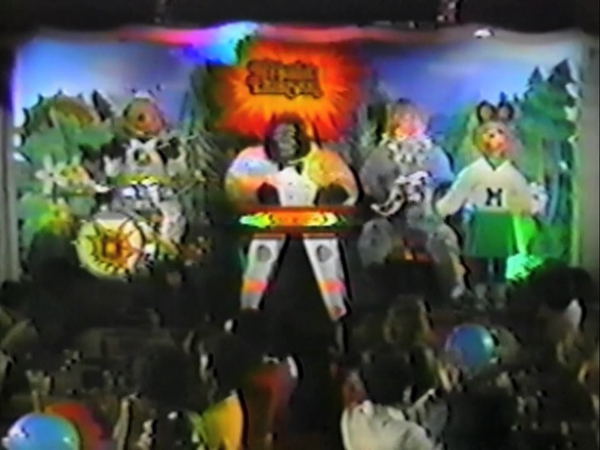 Frankie's Apartment: JPEGS From The Rock-afire Explosion Documentary