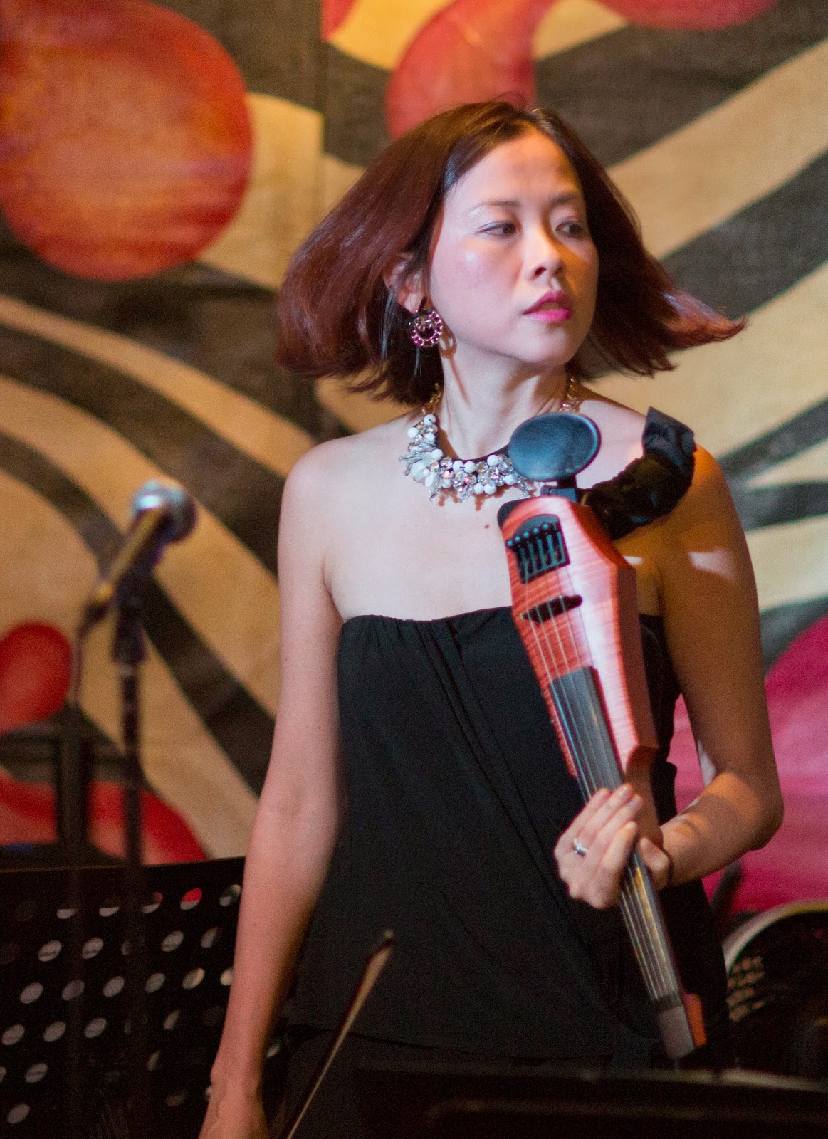 Singapore Night Live: Shu Mei Jesse Yap and Band: Comfortable without ...