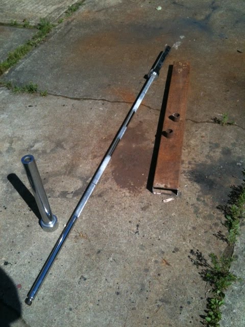 Shoggoth Basement: Saxon Bar