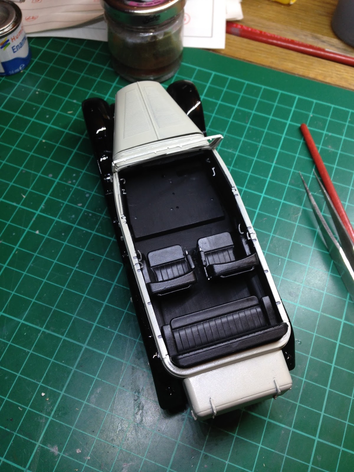 Scale Model Workbench: ICM Mercedes G4