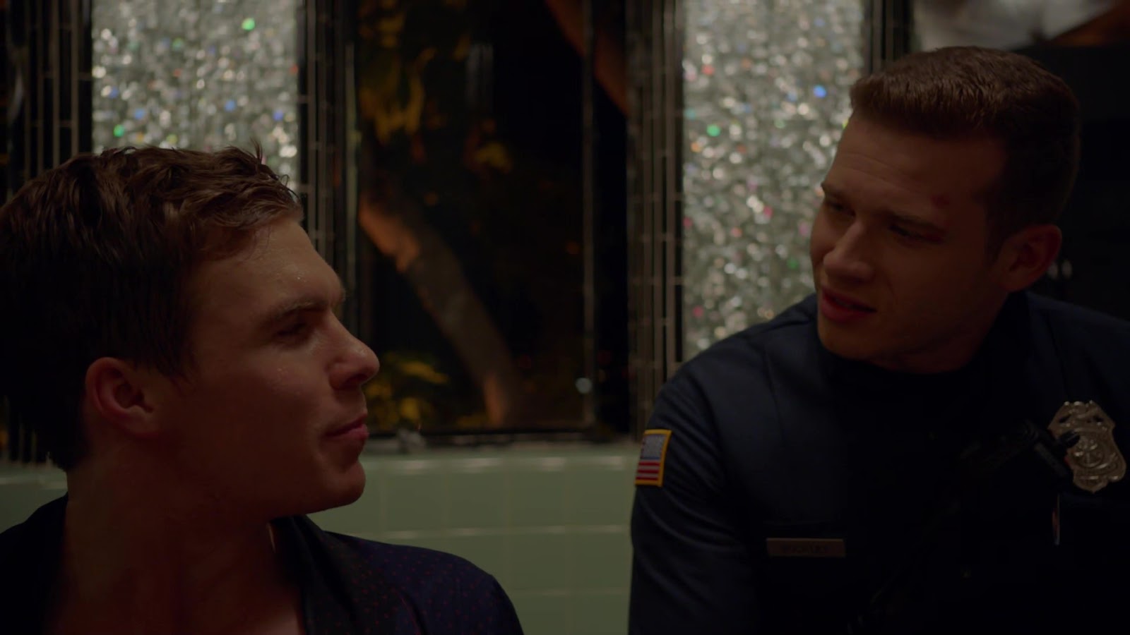 ausCAPS: Pete Ploszek shirtless in 9-1-1 1-07 "Full Moon (Creepy AF)