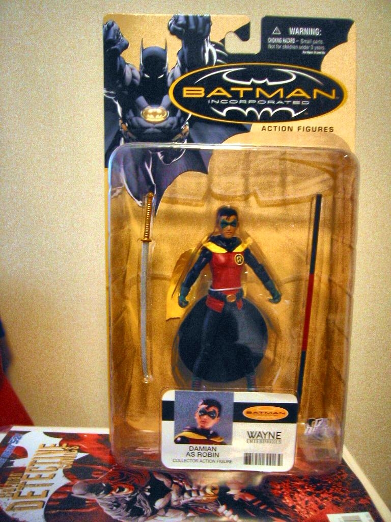 Fruitless Pursuits: Batman Inc. DAMIAN as ROBIN Action Figure Review!!