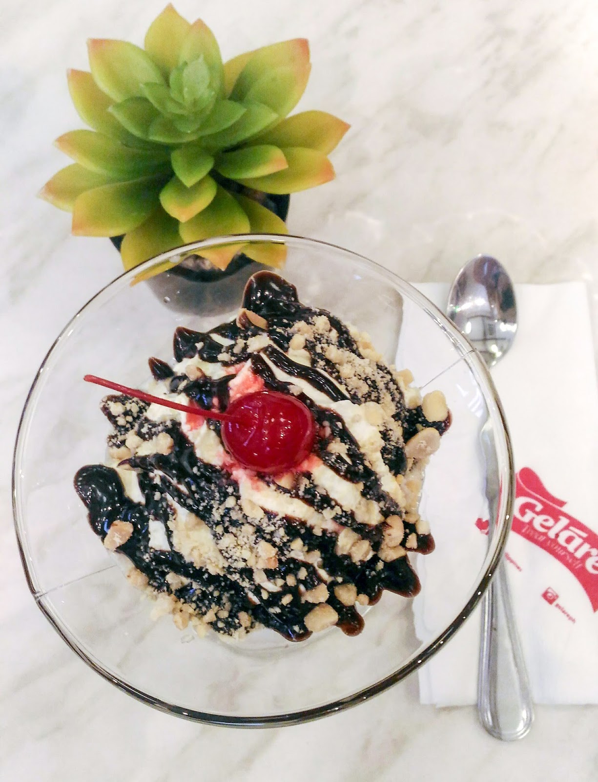 JAMPACKED LIFESTYLE: Gelare is now in the Philippines