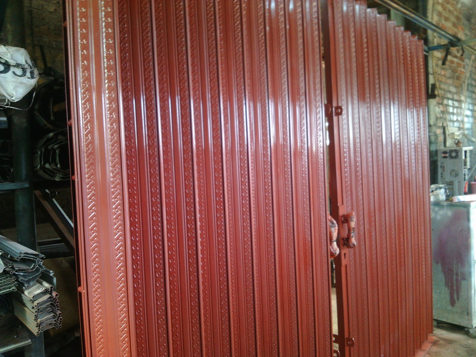 pemasangan folding gate jl.terusan pasir koja