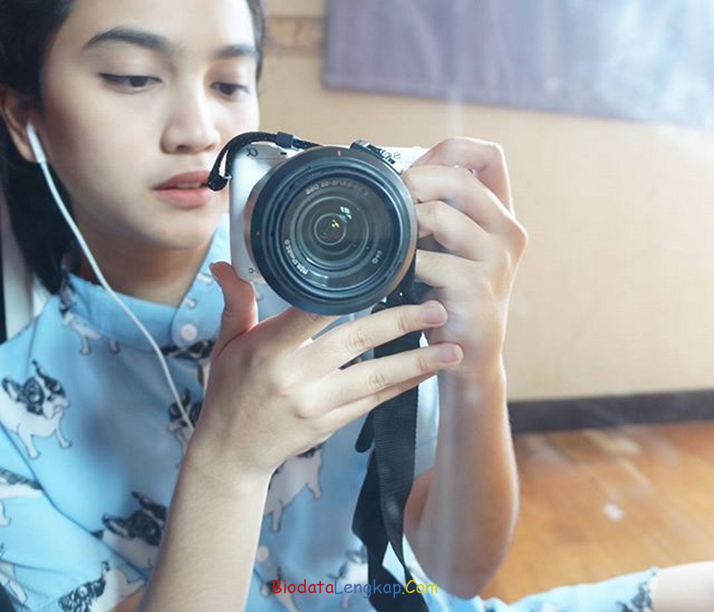 Biodata Rachel Amanda Dan Foto Terbarunya