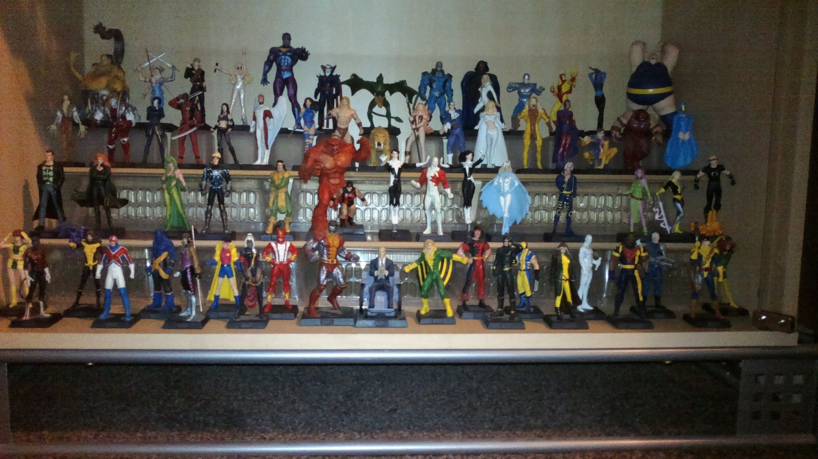 dave's blog: THE CLASSIC MARVEL FIGURINE COLLECTION - MY DISPLAY CABINET