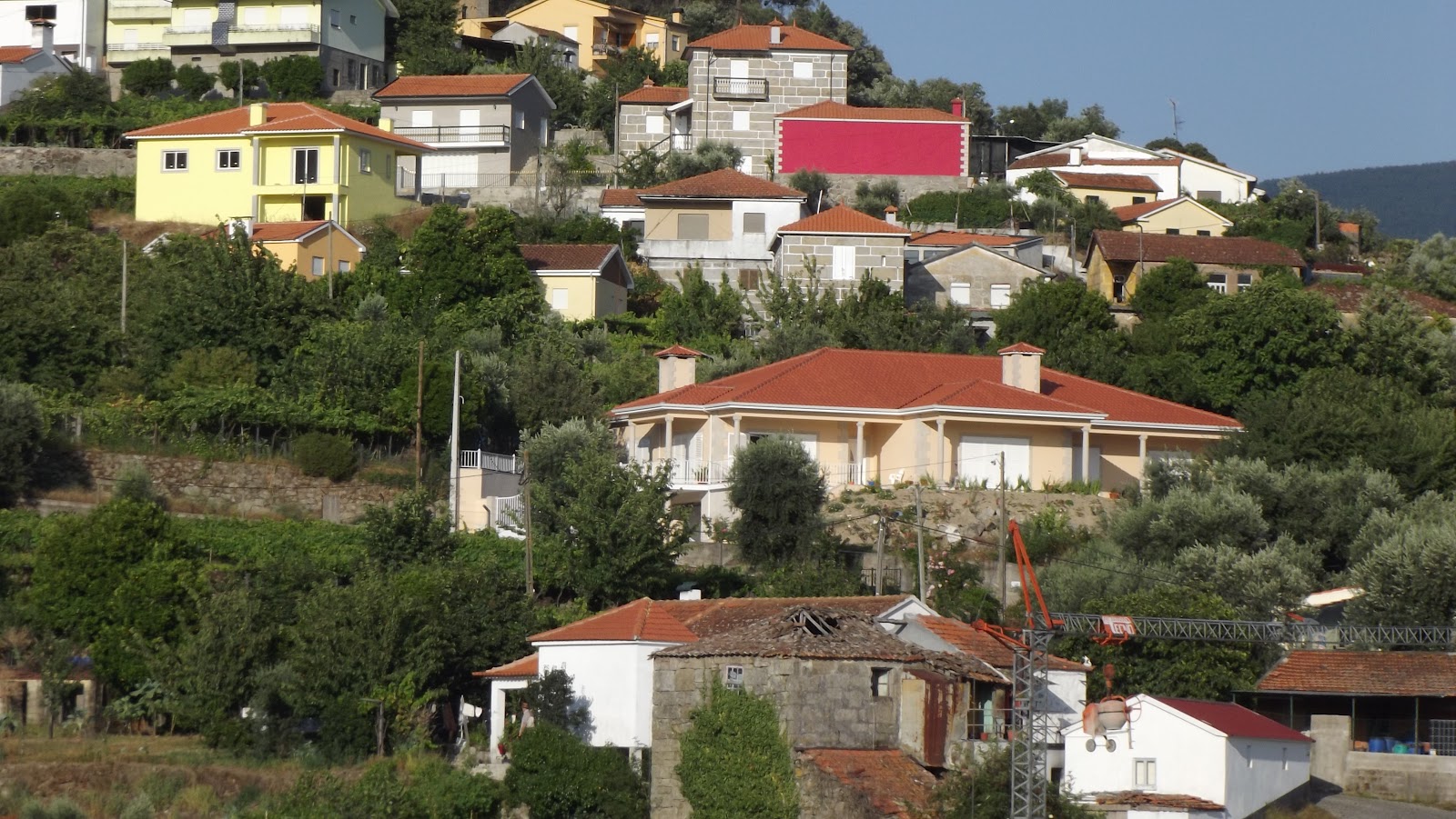 A NOSSA TERRA "FRENDE-BAIÃO"