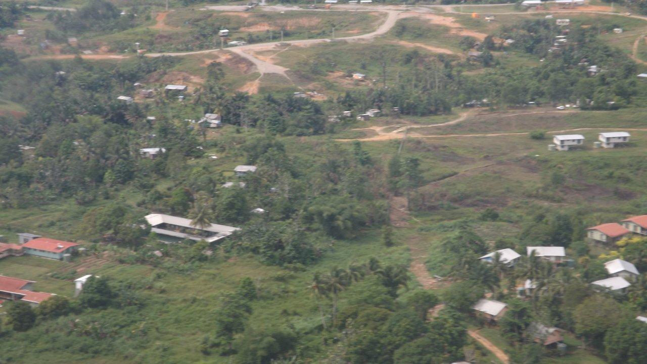 Malum Nalu: Pictures of a flight between Tabubil and Port Moresby