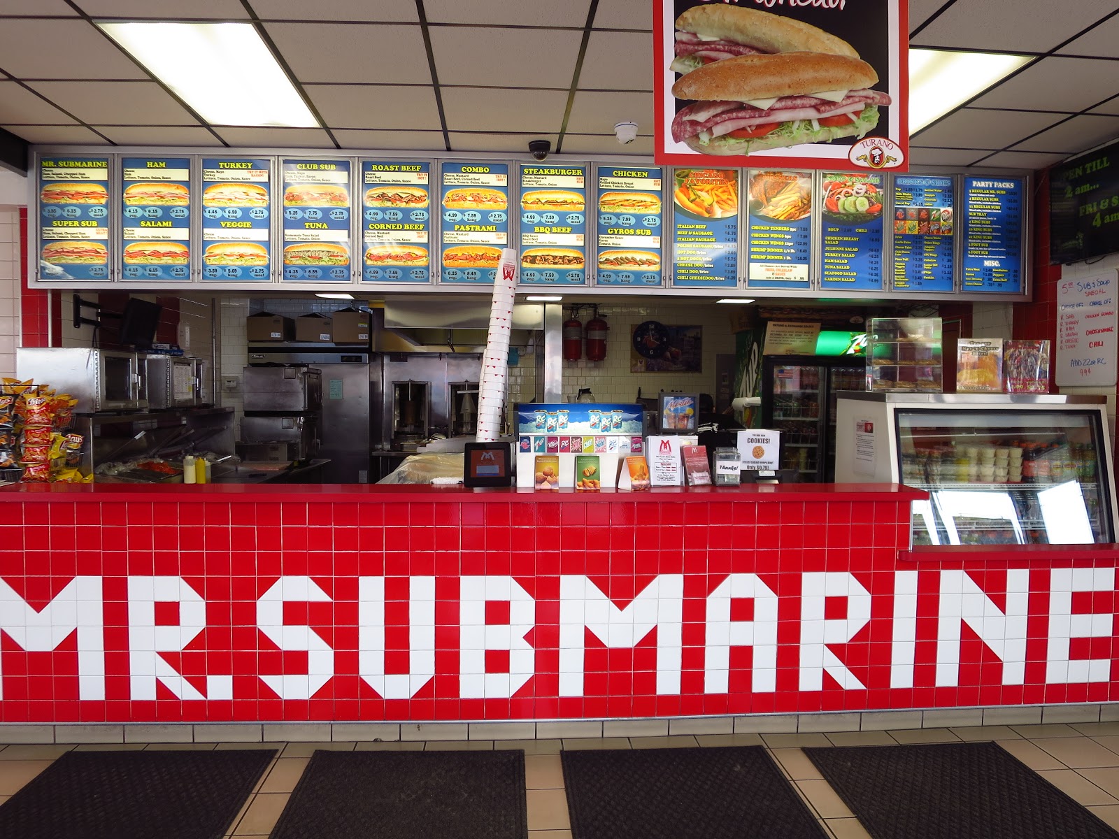 Smokin' Chokin' and Chowing with the King: Mr. Submarine
