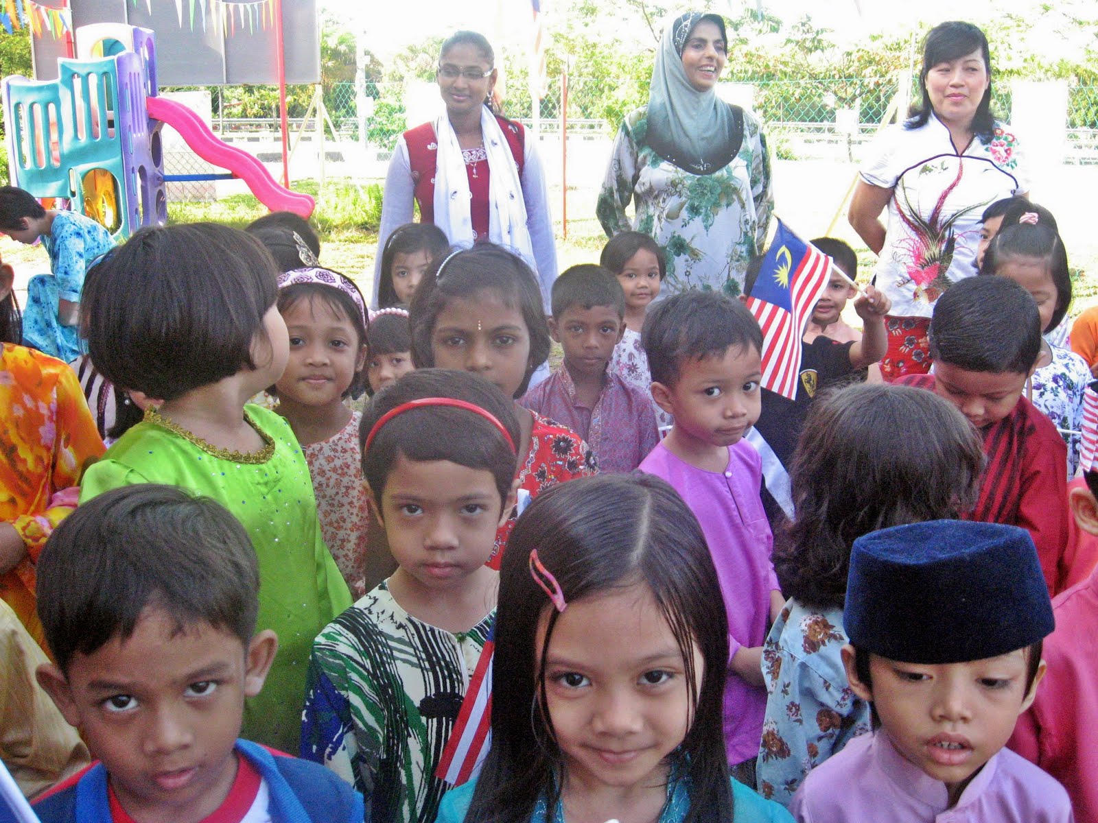 Tadika Sinaran Intelek: Merdeka Raya And Happy Malaysia Day