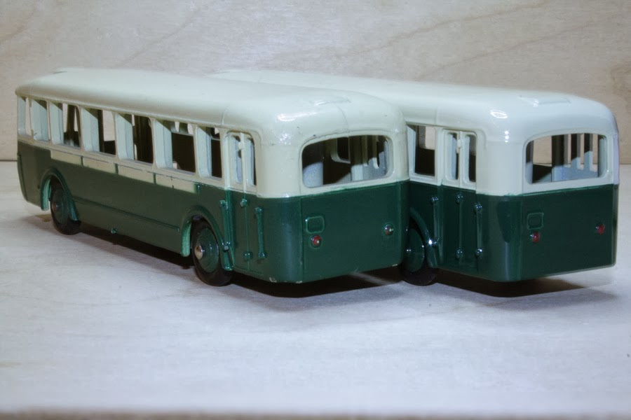 garage de poche les comparaisons de Thierry: Somua Panhard Bus RATP 1953