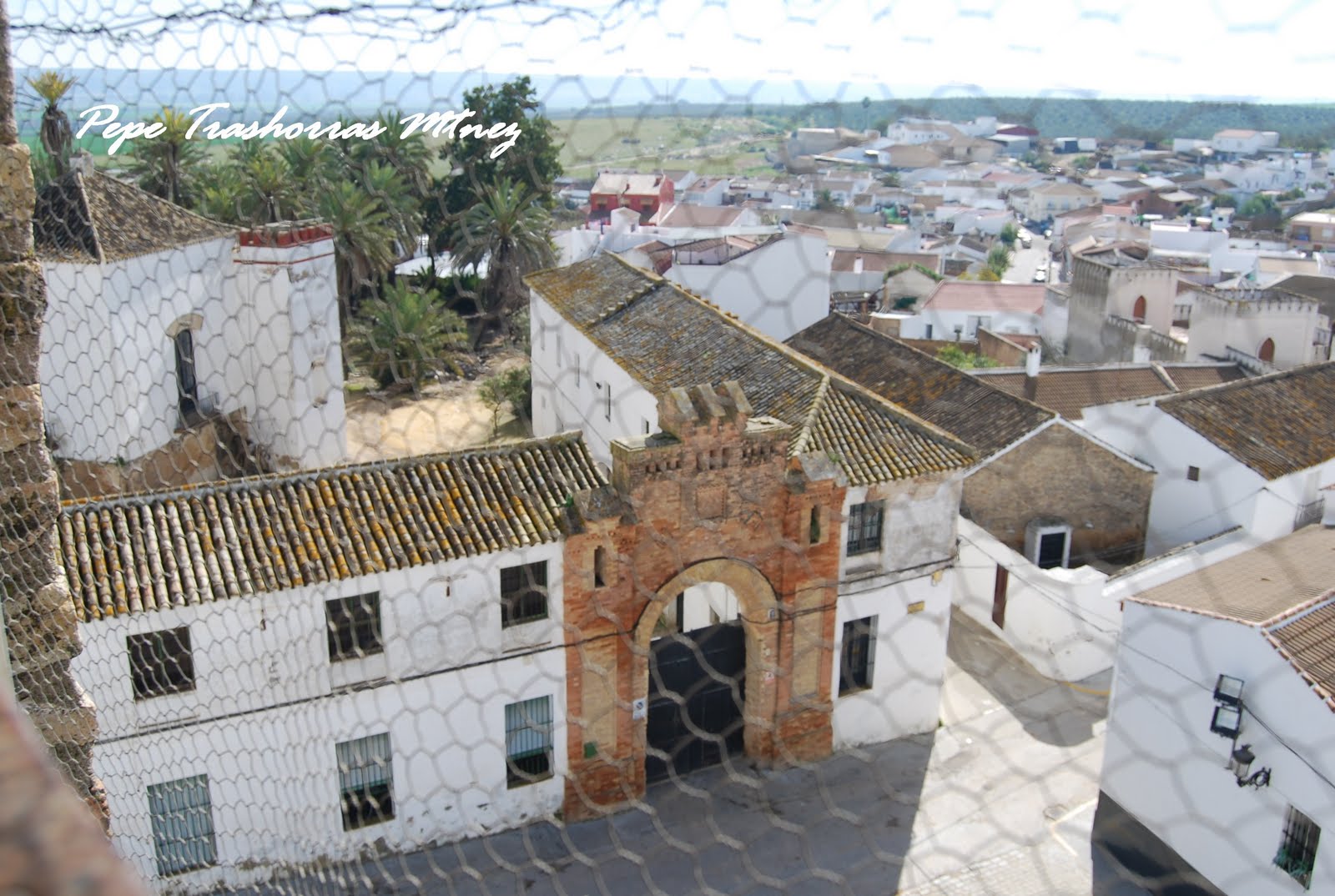 BLOG MI SOLEDAD DE HUÉVAR DEL ALJARAFE: LA TORRE DE LA IGLESIA DE HUÉVAR