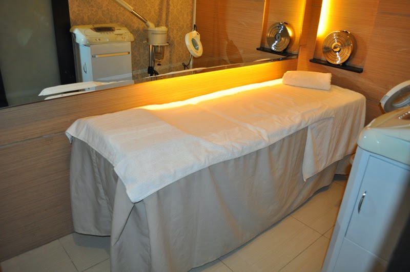 Gorgeous Cosmetics Makeup Makeover and Skin Care 101 at The Zen ...