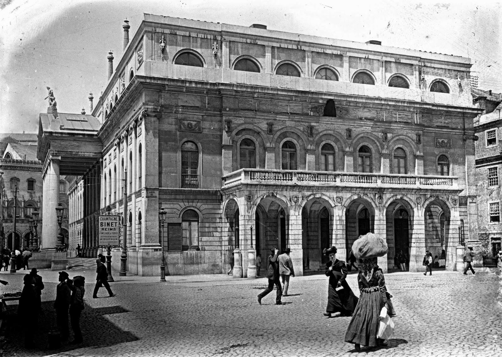 IMAGES DE L'HISTOIRE DU PORTUGAL: Teatro de D. Maria II, Lisbonne