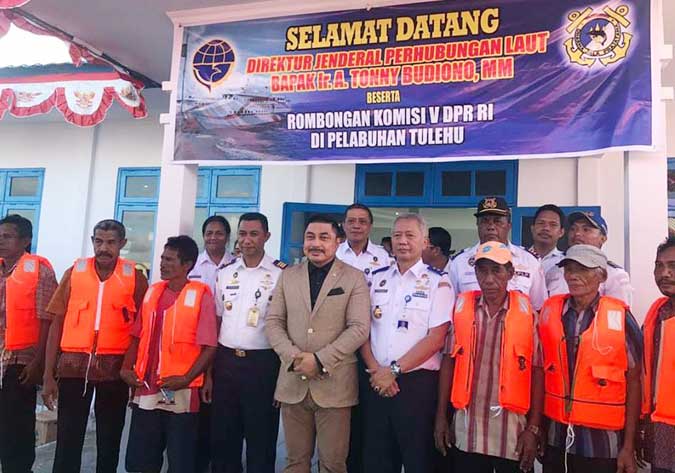 Dirjen Hubla Kemehub Resmikan Terminal Penumpang Pelabuhan Tulehu ...