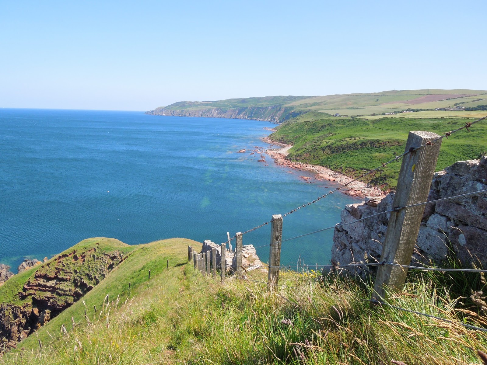 MTB Innerwick Stravaiger: Fast Castle & Siccar Point.