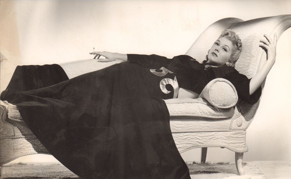 Film Noir Photos: Smoking in Bed: Nancy Allen