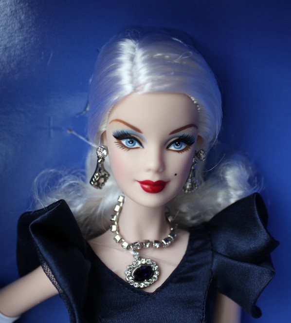 THE FASHION DOLL REVIEW: Ultra rare Platinum Hope Diamond Barbie
