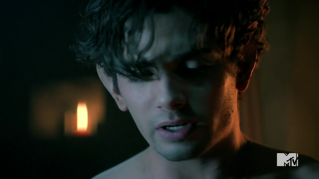 ausCAPS: Marcus Vanco shirtless in The Shannara Chronicles 1-09 "Safehold"