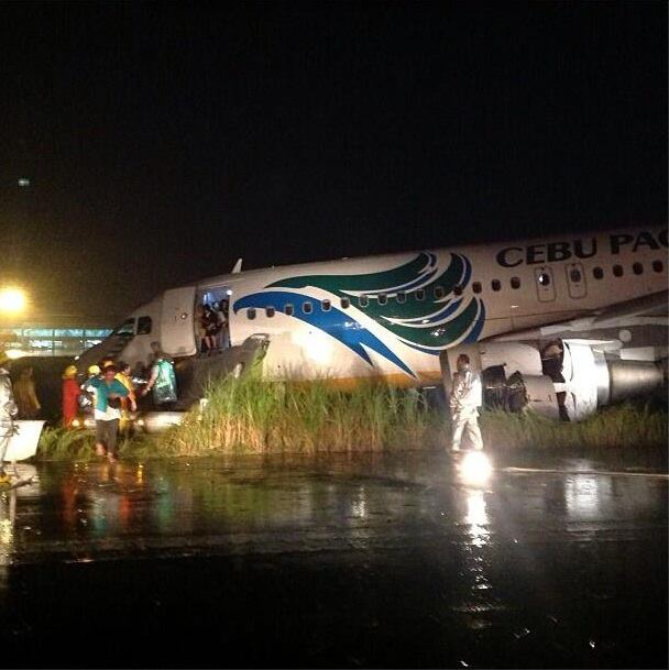 Cebu Pacific Aircraft Overshoots Runway at Davao - Philippine Flight ...