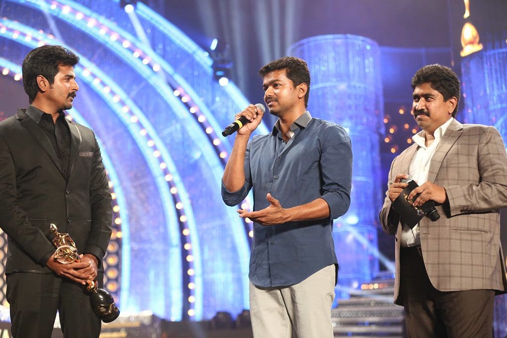 LG moviee: Star Vijay Awards 2014 Photos