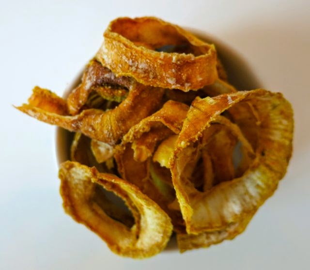 The Veracious Vegan: The Squeeze - Raw Snacks