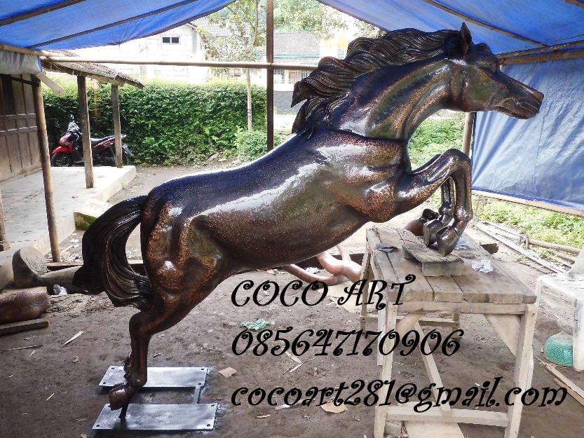 KERAJINAN PATUNG LOGAM TEMBAGA DAN KUNINGAN - HANDYCRAFT STATUE METAL ...