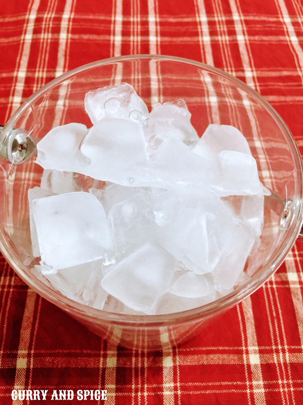 CURRY AND SPICE: ROSE SYRUP PUNCHED ZAFRANI ORANGE-POMEGRANATE BARAF ...