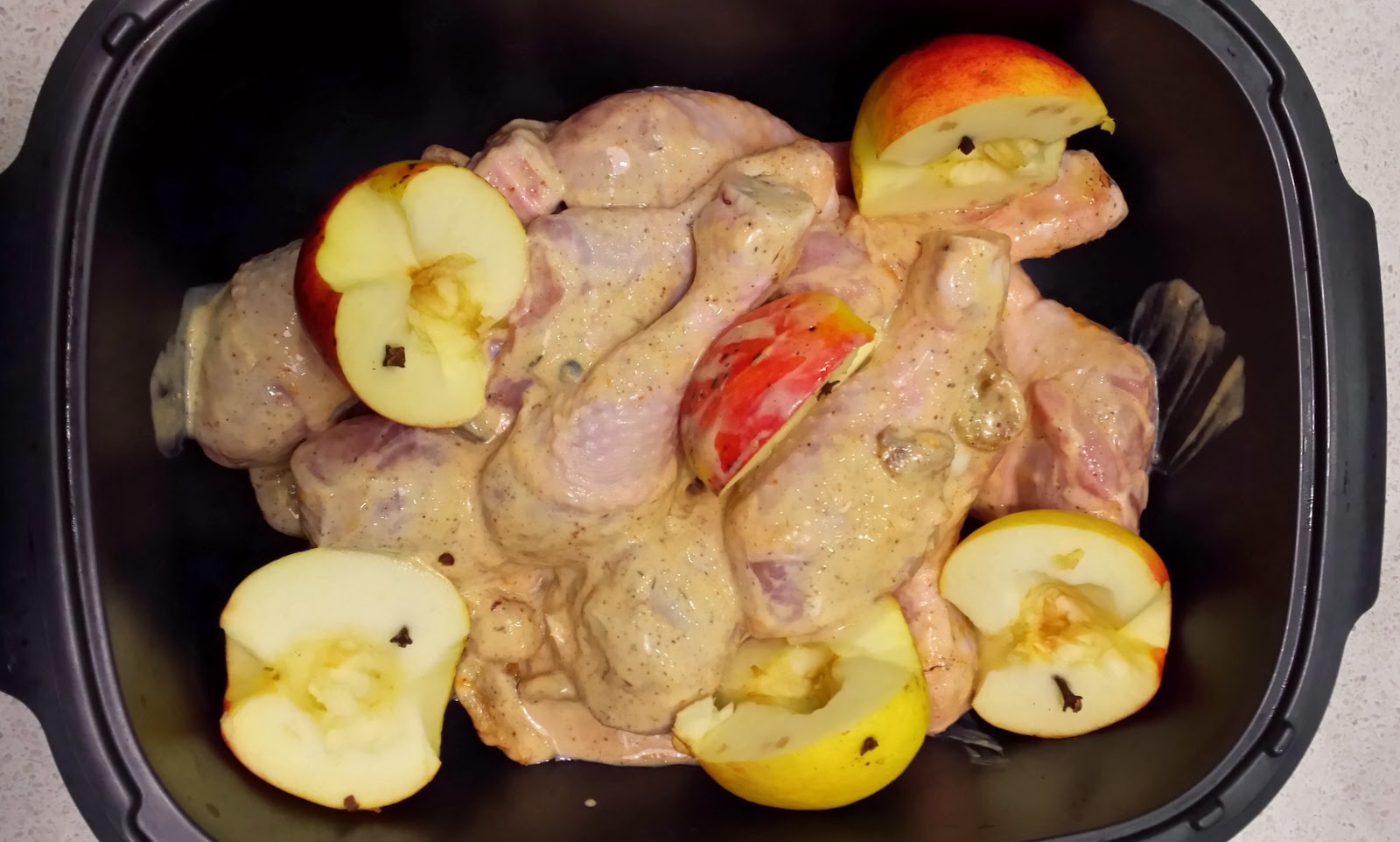 Apie Viską: Toliau žaidžiame su mieline tešla.