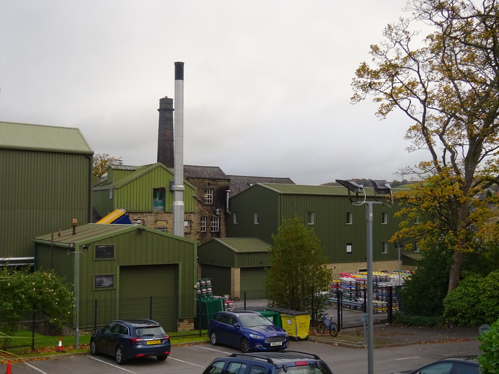 Ed's Beer Site: A visit to Timothy Taylor's brewery