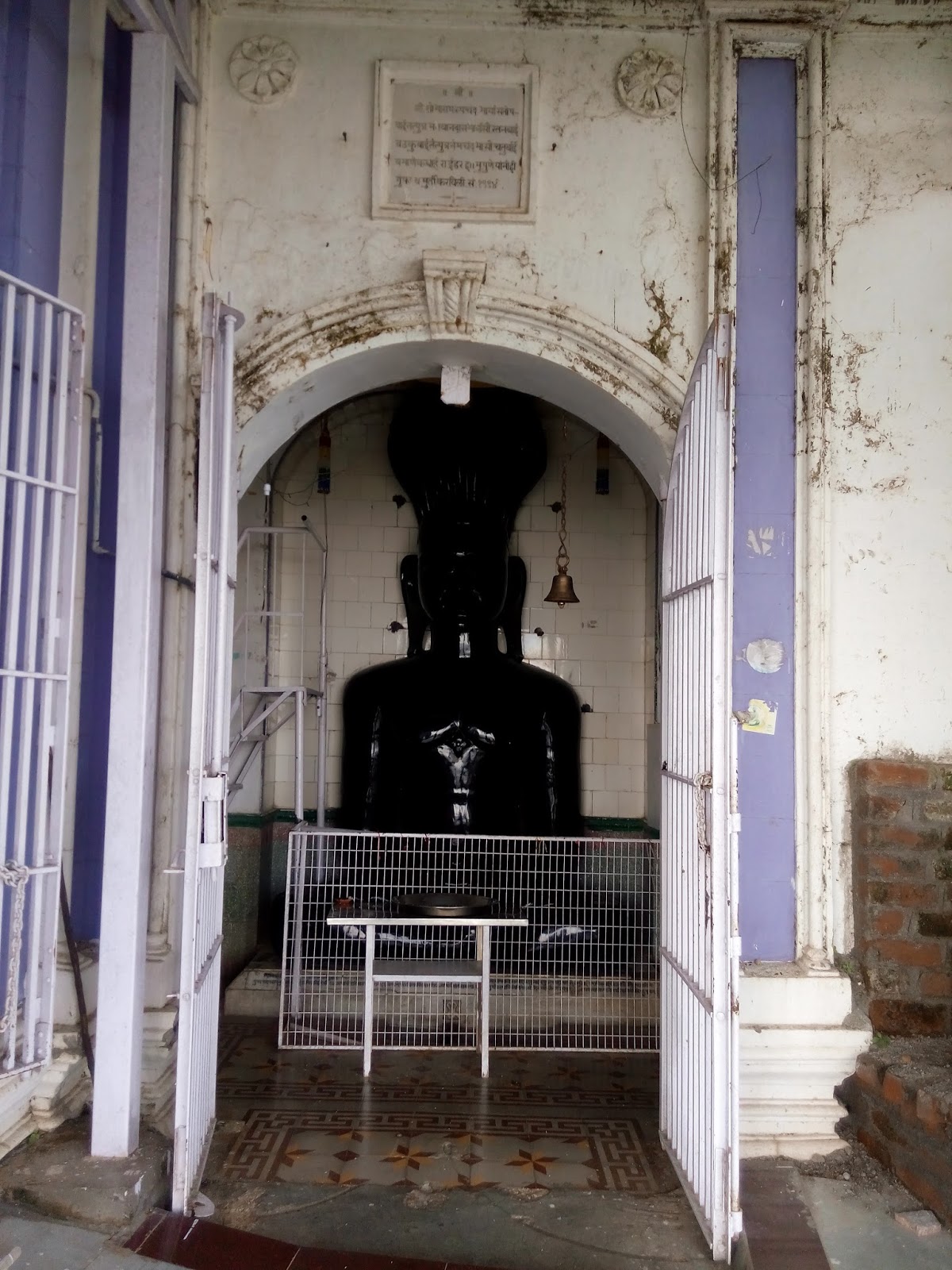 Chambhar Leni Caves near Ramshej Fort near Nasik off the Nasik Gujarat ...