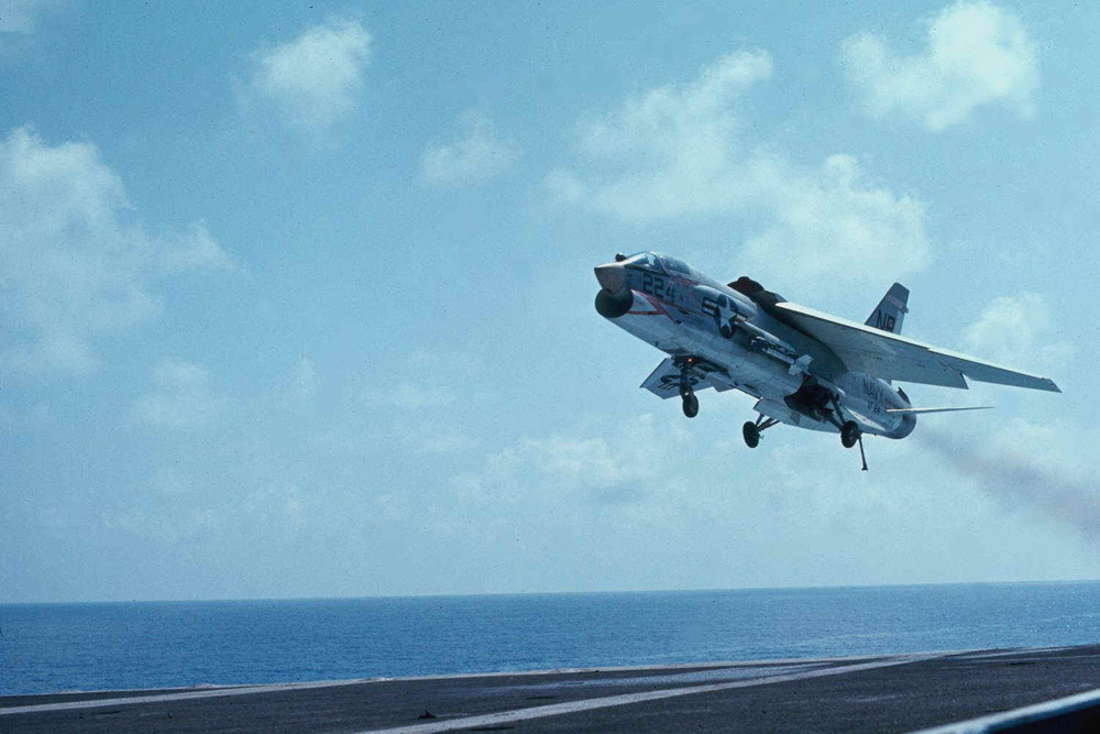 Sky Fighter: F-8 Crusader