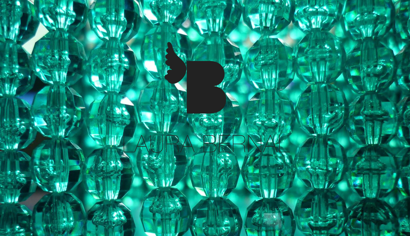 Laura Bernal : Hablamos de tendencia… Verde esmeralda, el color del año