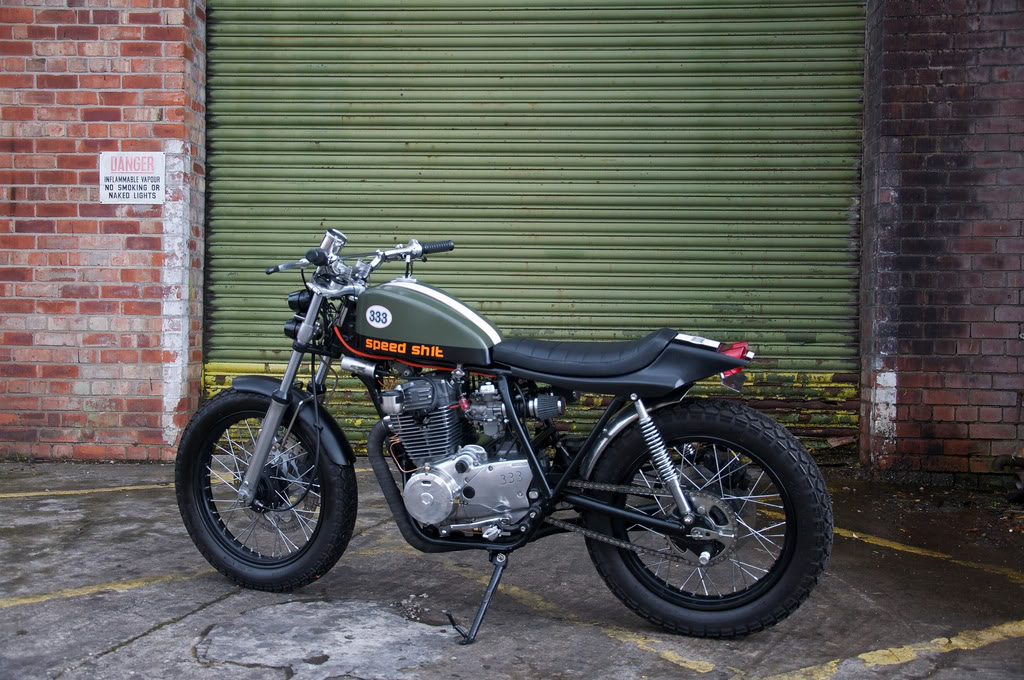 SHHHHH...: XS400 Flat Tracker by "Drewpy"