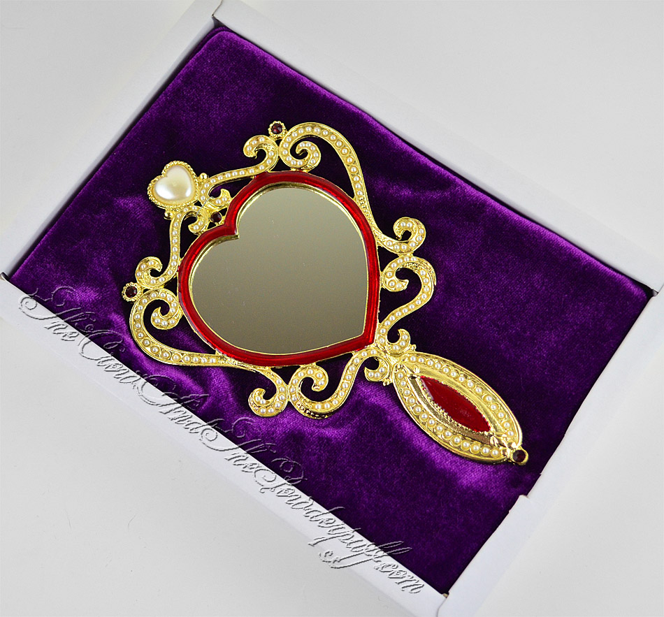 The Crow and the Powderpuff | A Creative Makeup & Beauty Blog: Lime ...