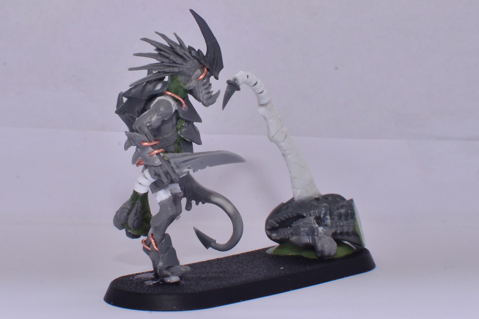 Modern Synthesist: Kroot Tyranid Hunter