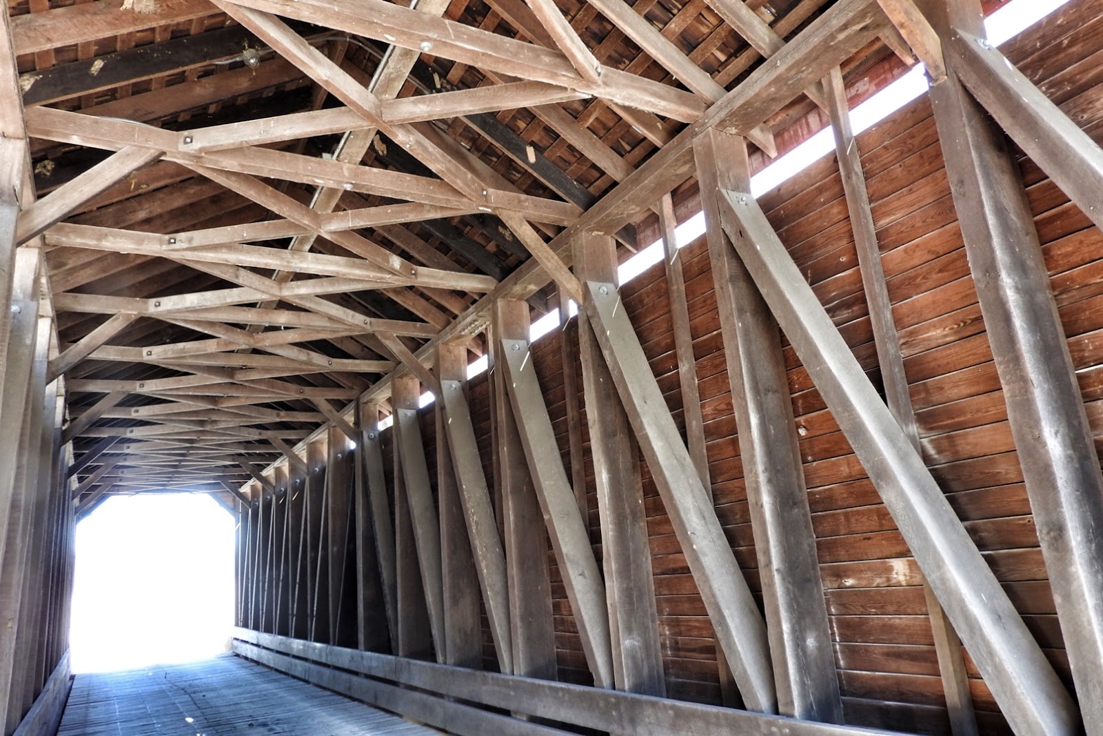 Terrierman's Daily Dose: Covered Bridge Interior Framing