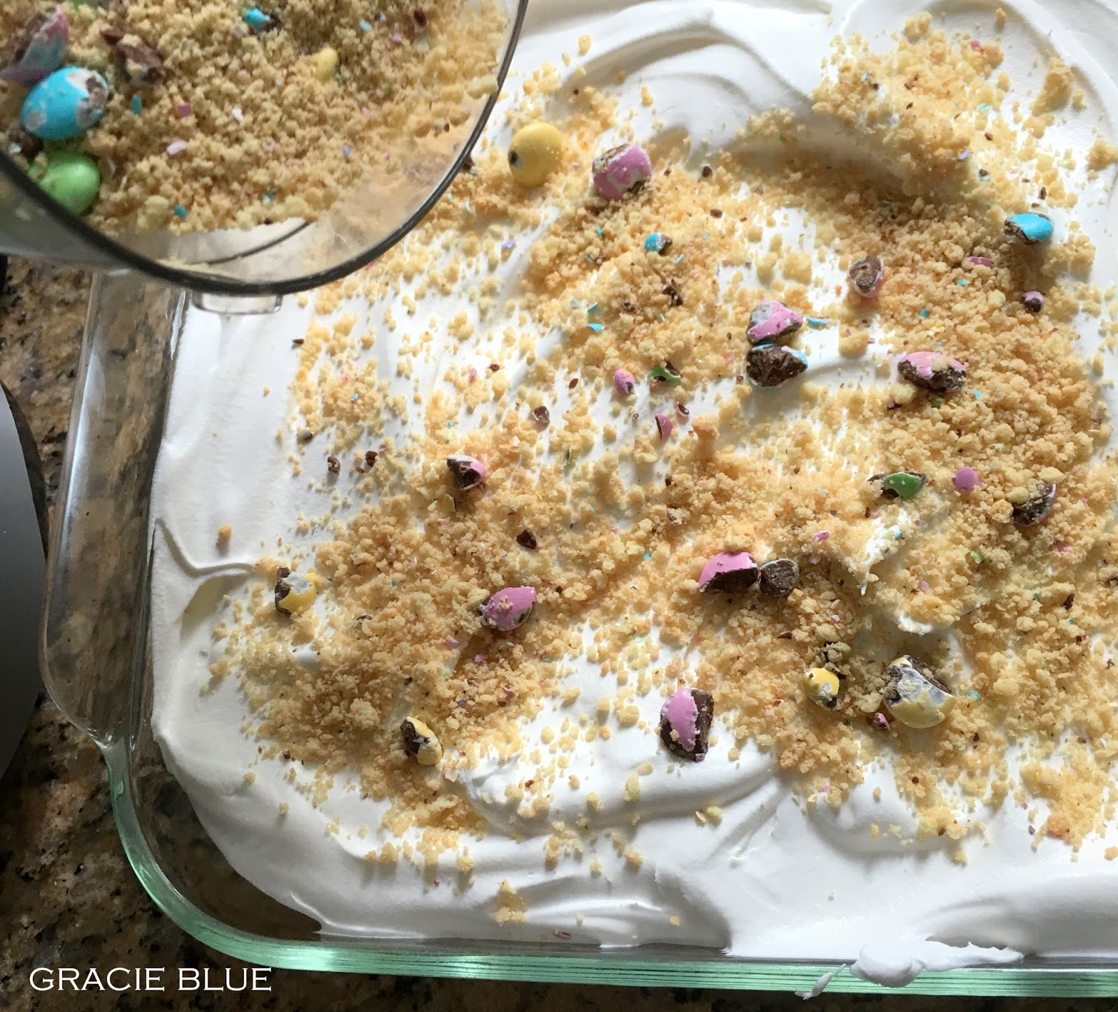 Gracie Blue : Easiest Easter Dessert {No Bake Golden Oreo Cake}
