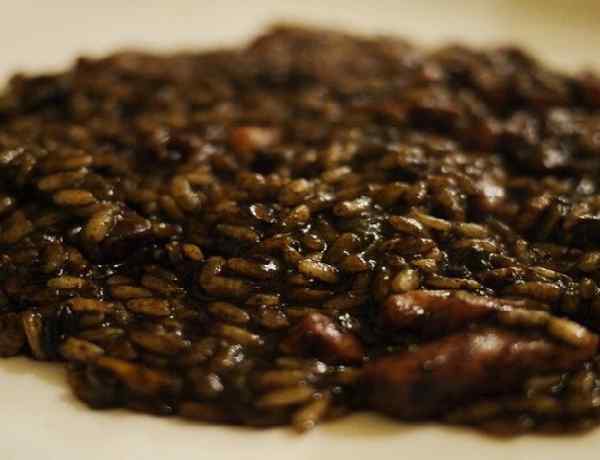 Risotto Al Nero Di Seppia - Passione Cucina Italiana