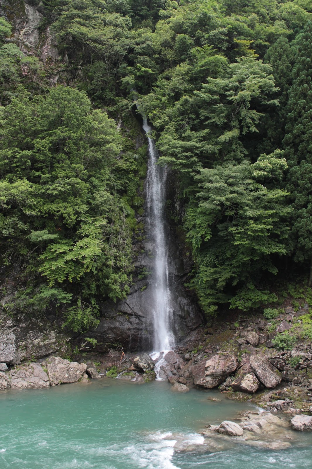 NARA YOSHINO TENKAWA: Sacred waterfall in Tenkawa