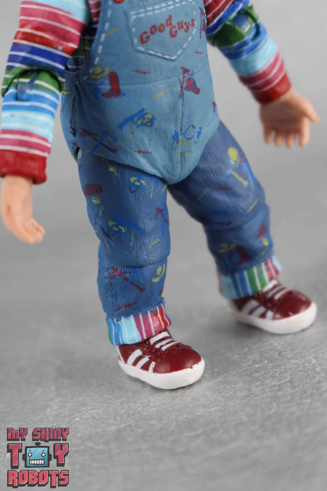 My Shiny Toy Robots: Toybox REVIEW: NECA Ultimate Chucky