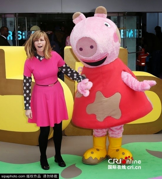 Watch Peppa pig cartoons full episodes: Peppa pig cartoon mascot ...