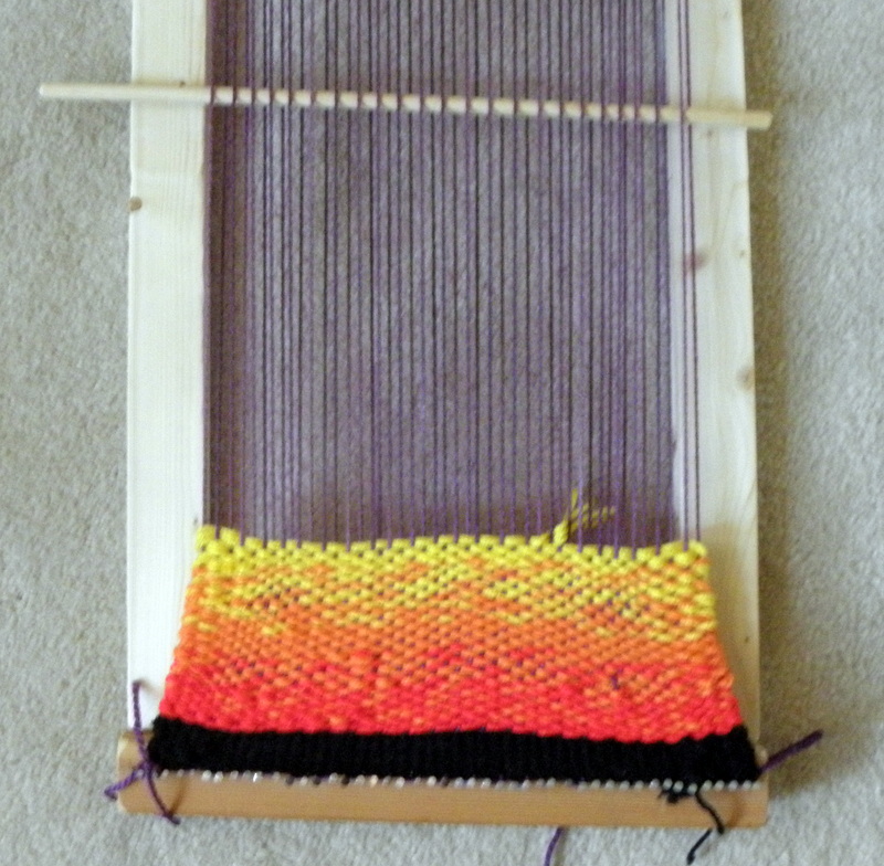 Bitten by Knittin'...: Dimensional Weaving workshop