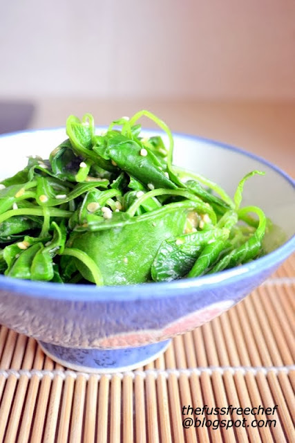 the FUSS FREE chef: Sesame Dressing and Spinach Gomae (Spinach in ...