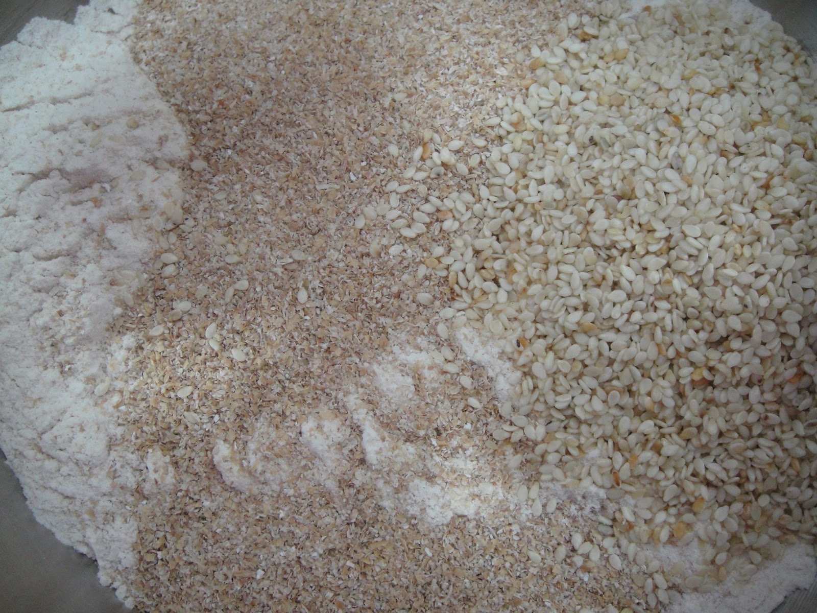 Maryam's Culinary Wonders: 100. Zaatar Cheese Snails - Halazon