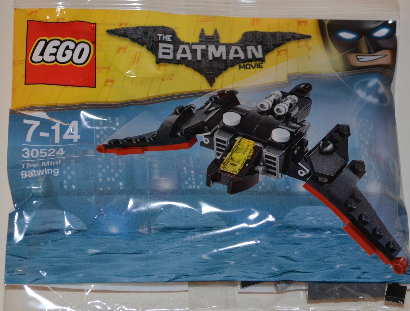 Lego "The Lego Batman Movie" 30524: The Mini Batwing Polybag Review
