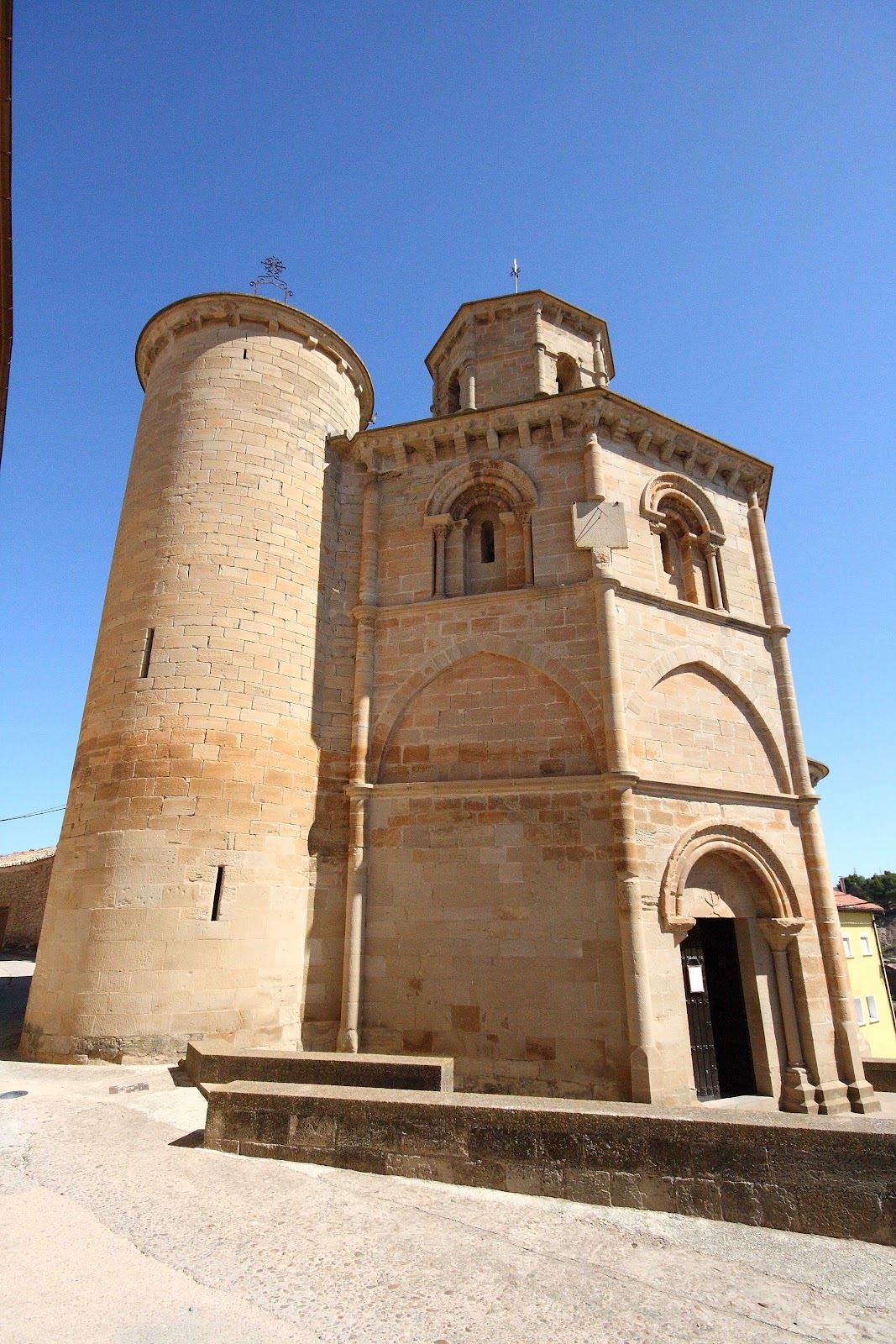 Lugares Sacros: Torres del Rio