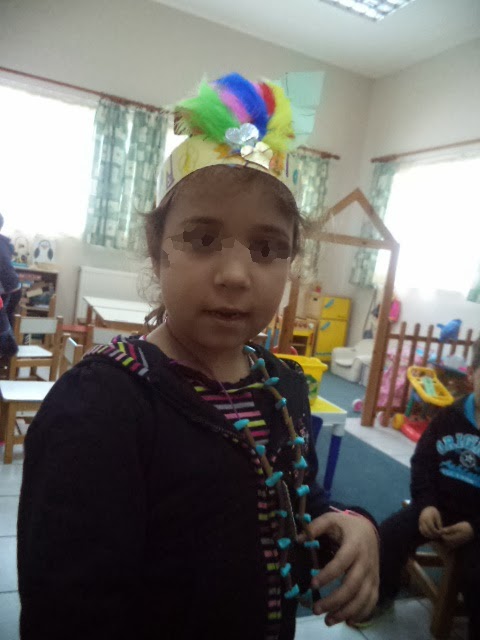 .~~kindergarten teacher ~~ΝΗΠΙΑΓΩΓΟΣ.....ΧΡΩΜΑΤΑ ΚΑΙ ΑΡΩΜΑΤΑ ...