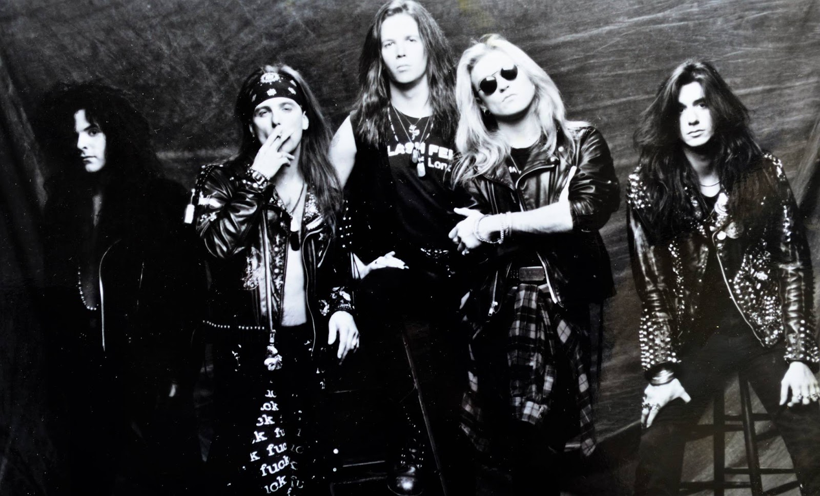 Is the music loud enough ?: Johnny Crash - Vick Wright interview