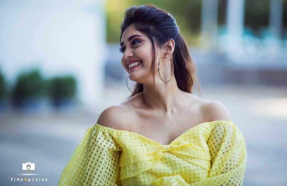 Telugu Actress Surbhi Photo Shoot In Yellow Top Blue Tight Jeans - Noshwind